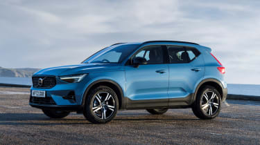 Volvo XC40 B3 MHEV 2023 review - pictures | Auto Express